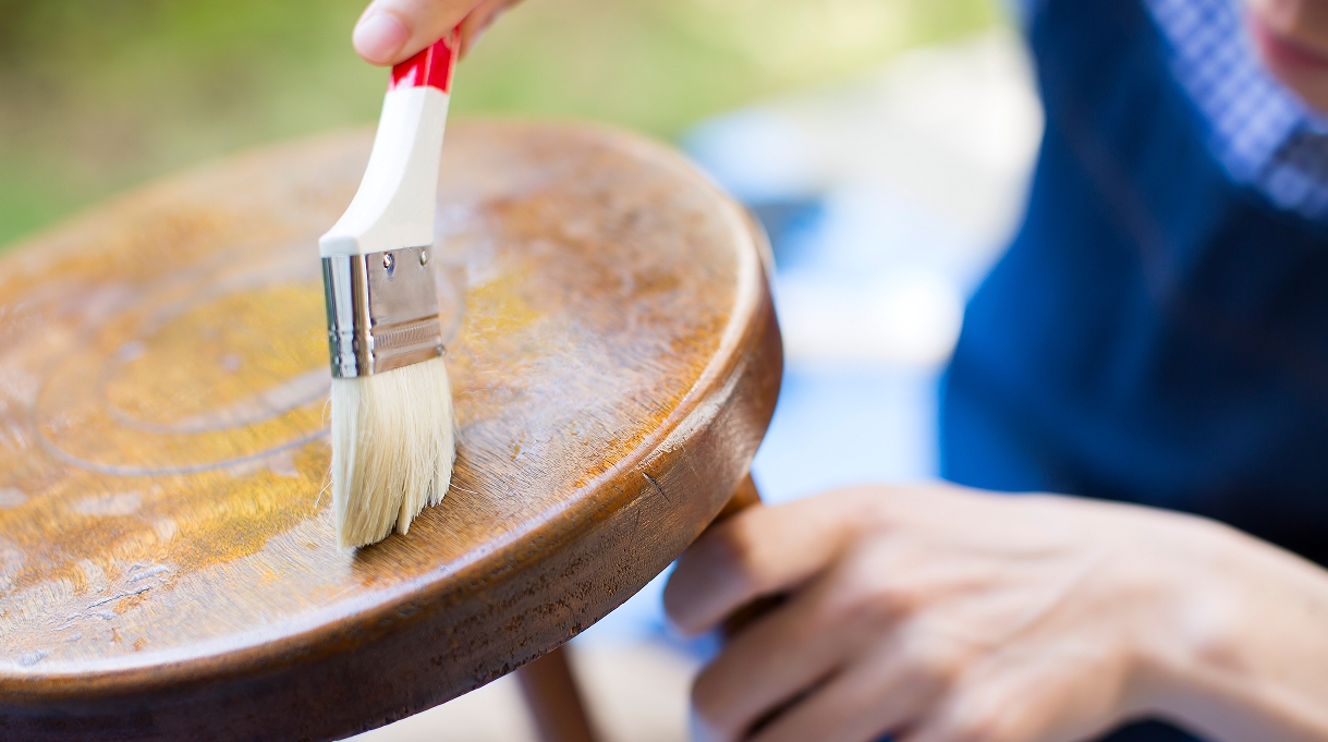 How to Stain Plywood for a Perfect, Professional Wood Finish